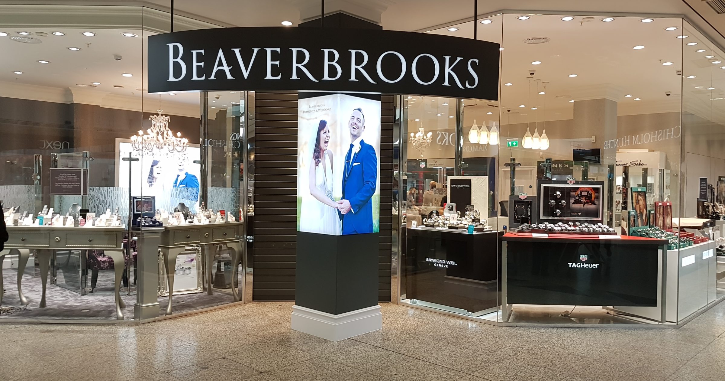 Edinburgh Gyle | Fit Out Contractor / Shopfitter